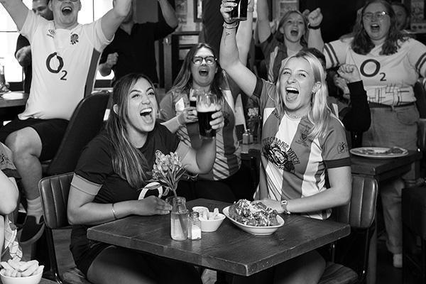 The Windmill - Fuller's Pub and Restaurant in Waterloo